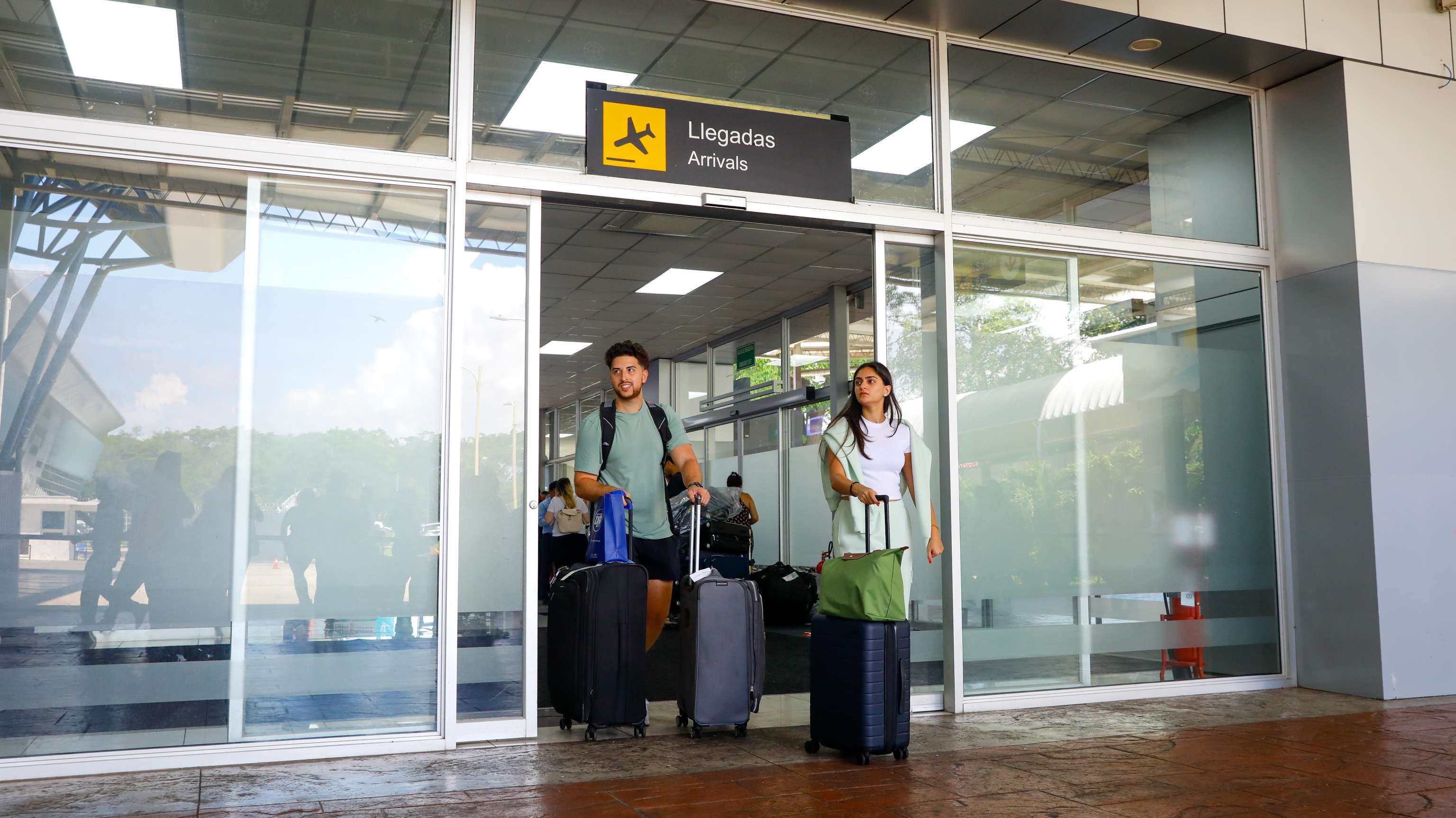 Aeropuerto de El Salvador registra un alza del 15 % en atención a vuelos de pasajeros – Diario ...