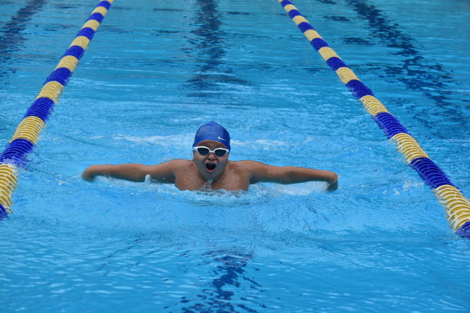 El Club Aqua Center se quedó con el III Maxi Meet 2024 - Diario El Salvador