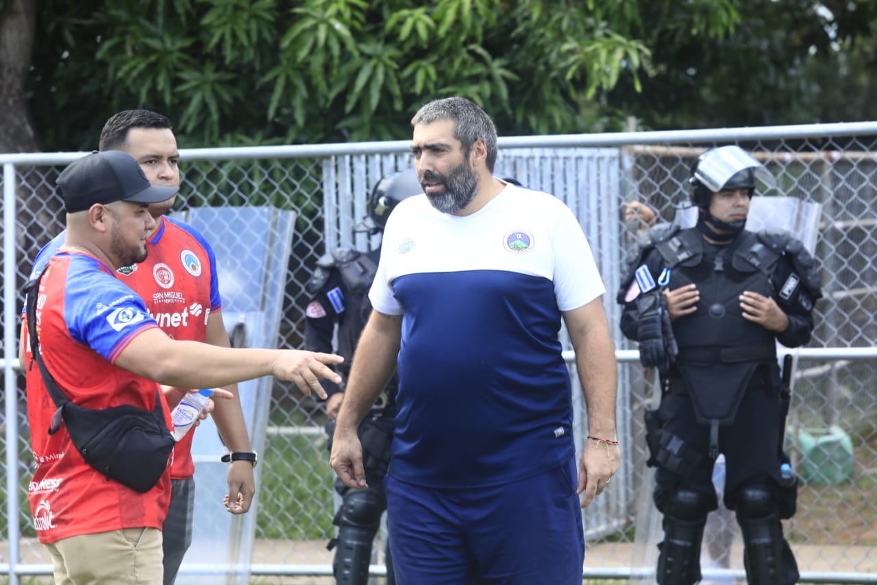 «Estoy también muy feliz por 11 Deportivo»: Daniel Corti, técnico de ...