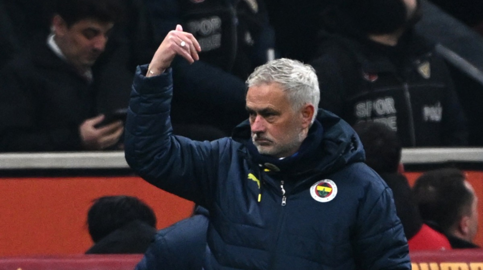 Didier Drogba y Michael Essien defienden a Mourinho, acusado de racismo ...