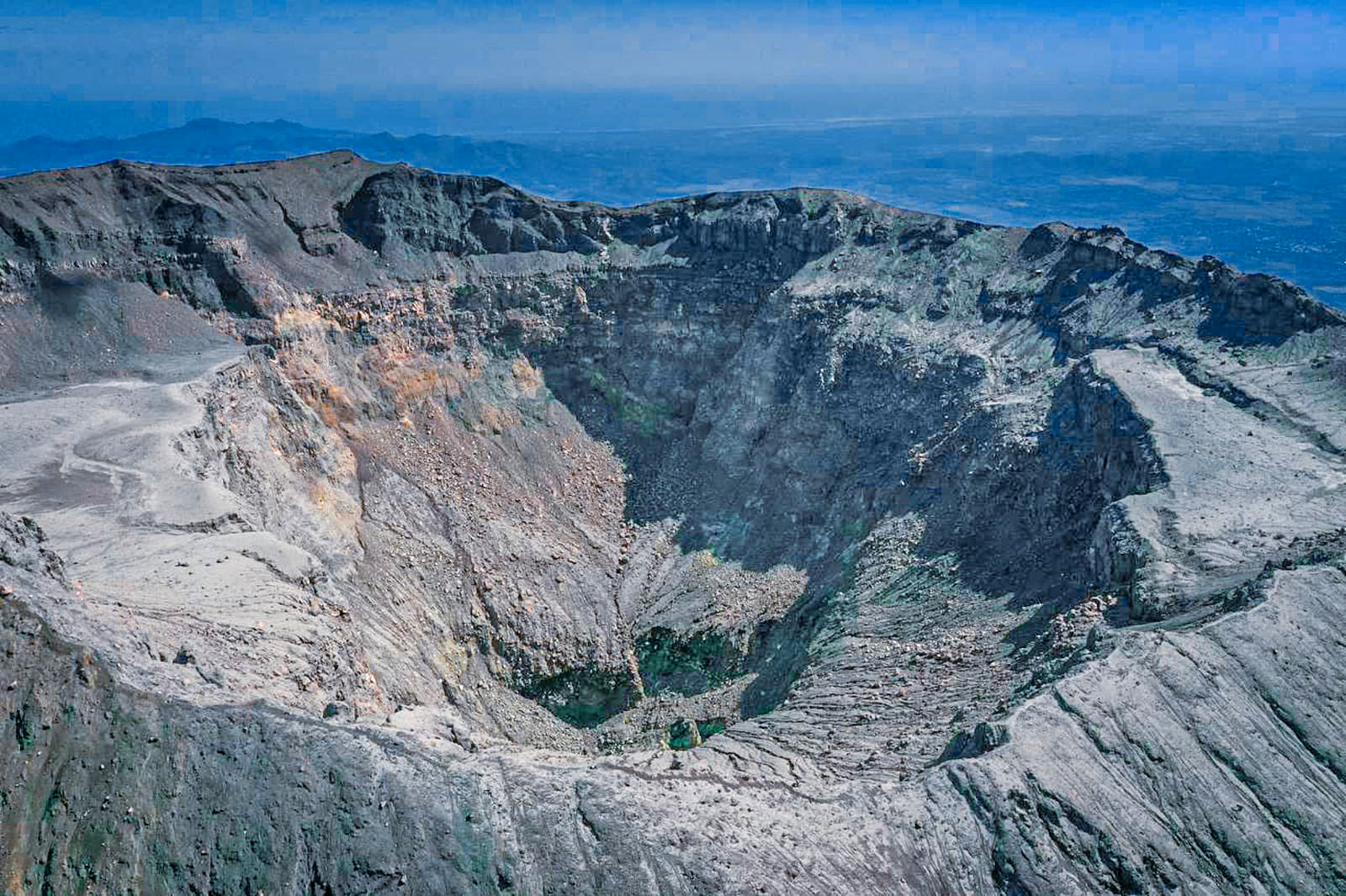 Gobierno de El Salvador perfila 23 grandes obras con inversión pública ...