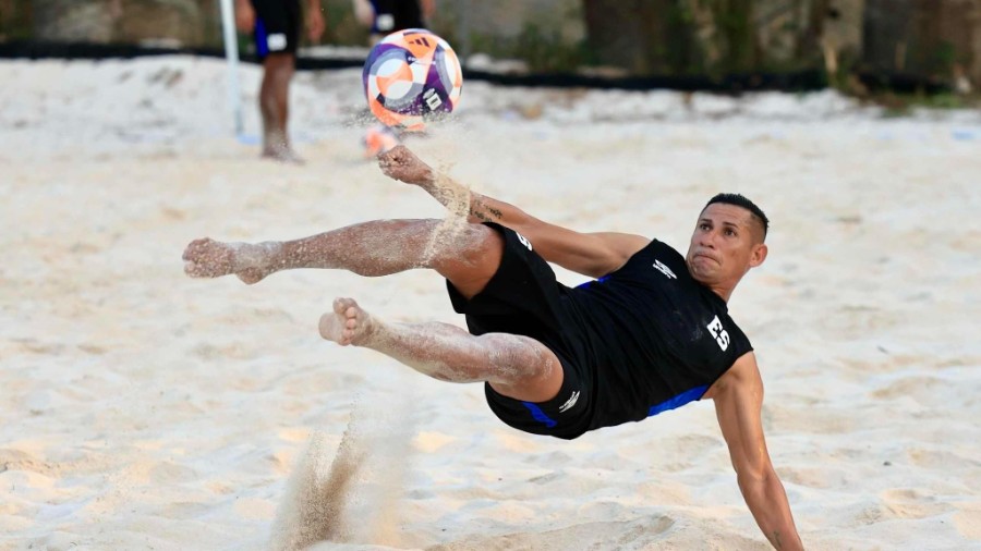 La Selecta Playera ya siente el calor de Seychelles - Diario El Salvador
