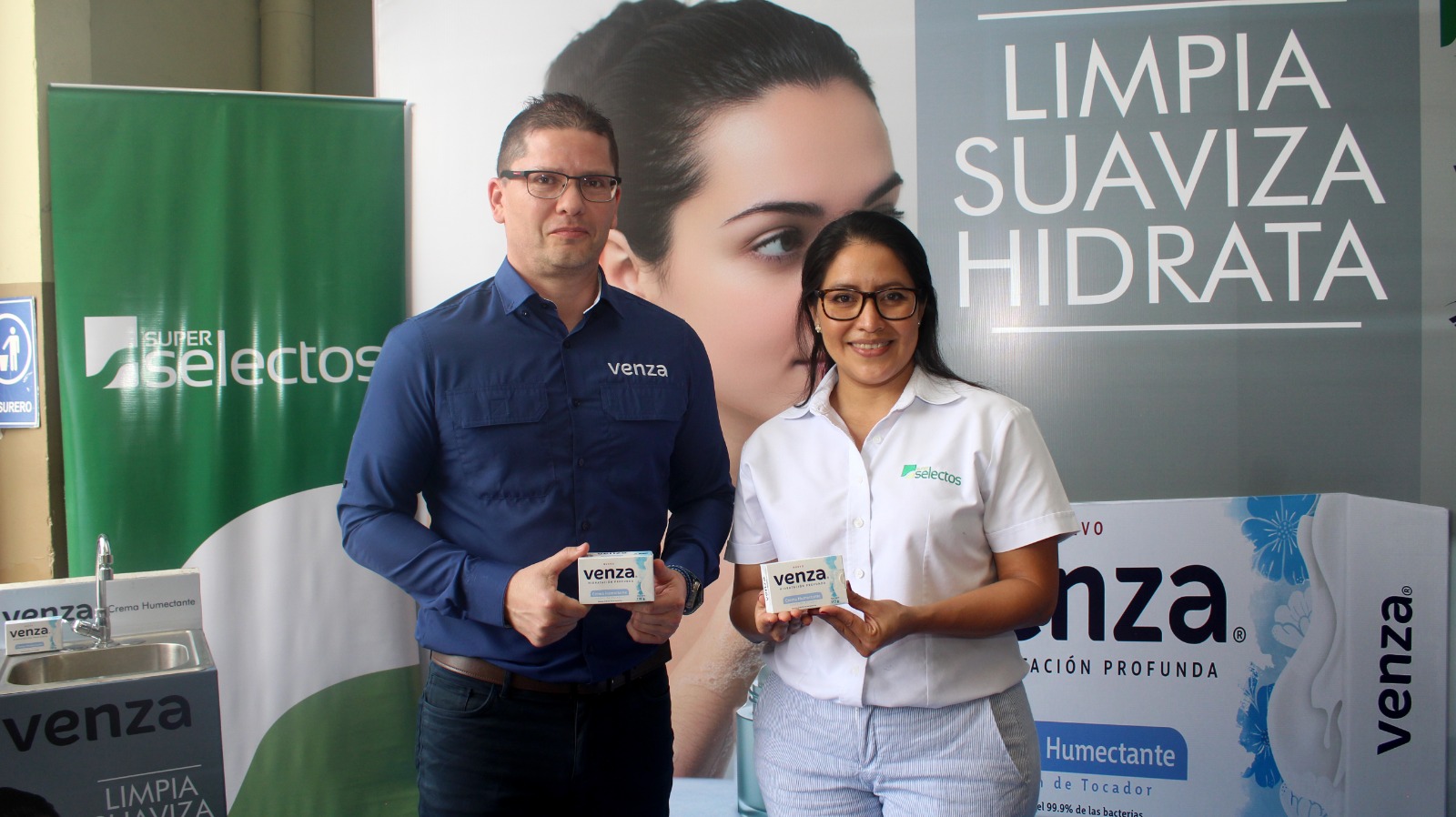 Llega a Súper Selectos la marca de jabones Venza – Diario El Salvador