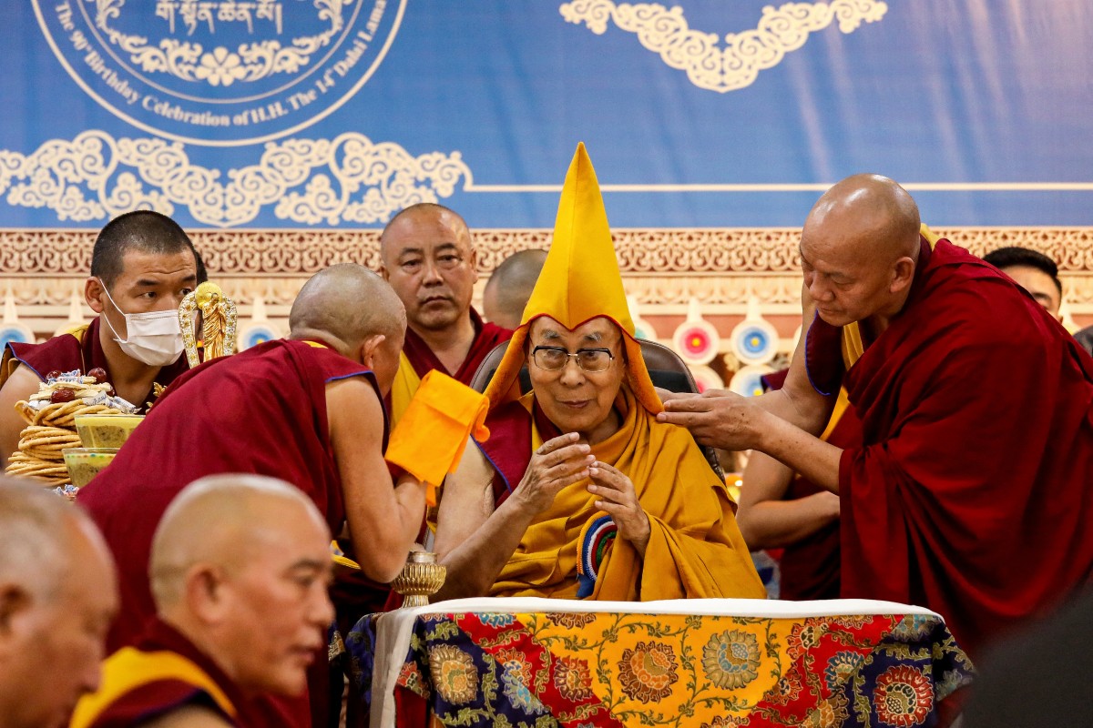 Fotos: El dalái lama celebra sus 90 años y da a entender que habrá un ...