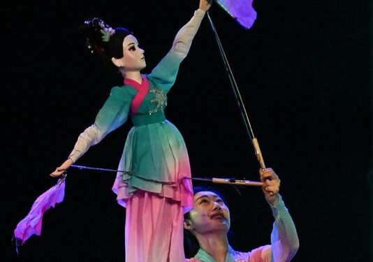 Balneario chileno celebra el Año Nuevo Chino con espectáculo ...