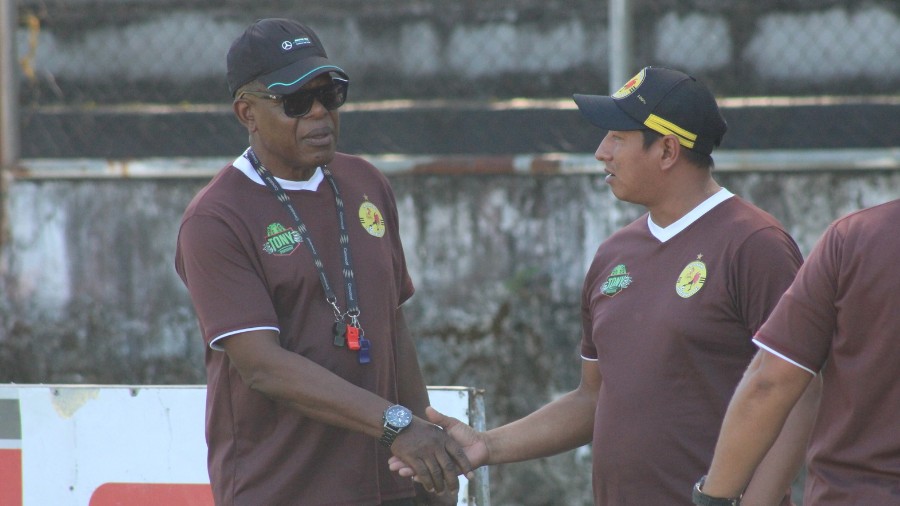 Chochera Castillo quedó fuera del Platense - Diario El Salvador